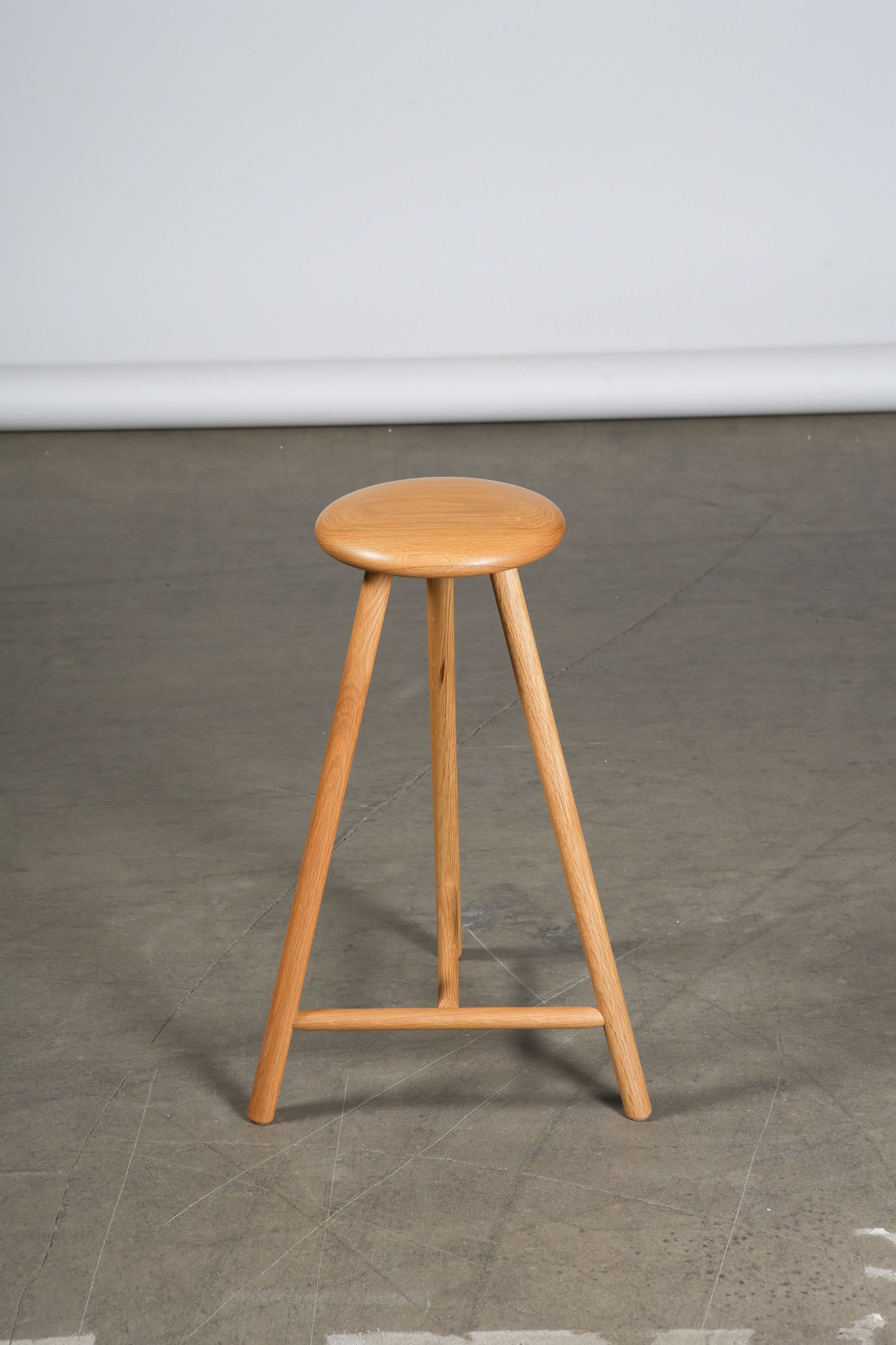Perch bar stool 63 cm, oak | Franckly