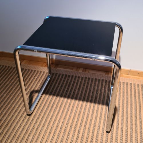 B 9 side table, black - chrome | Franckly