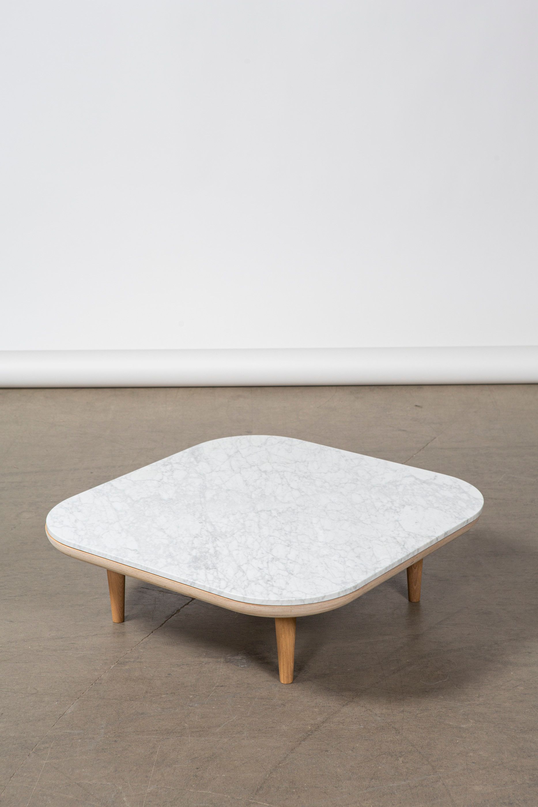 Fly SC4 coffee table, white marble | Franckly