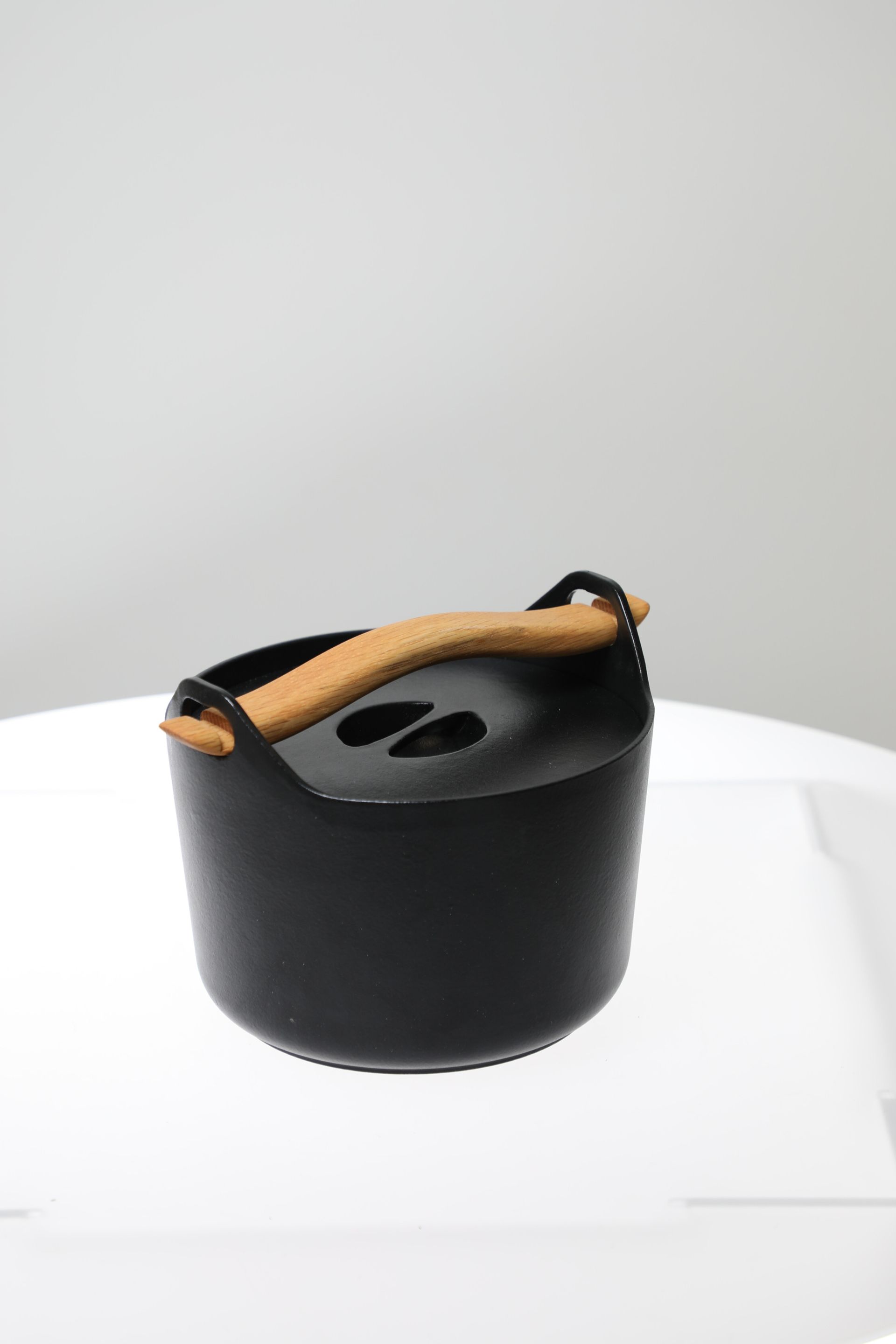 Sarpaneva cast iron pot 3 L | Franckly
