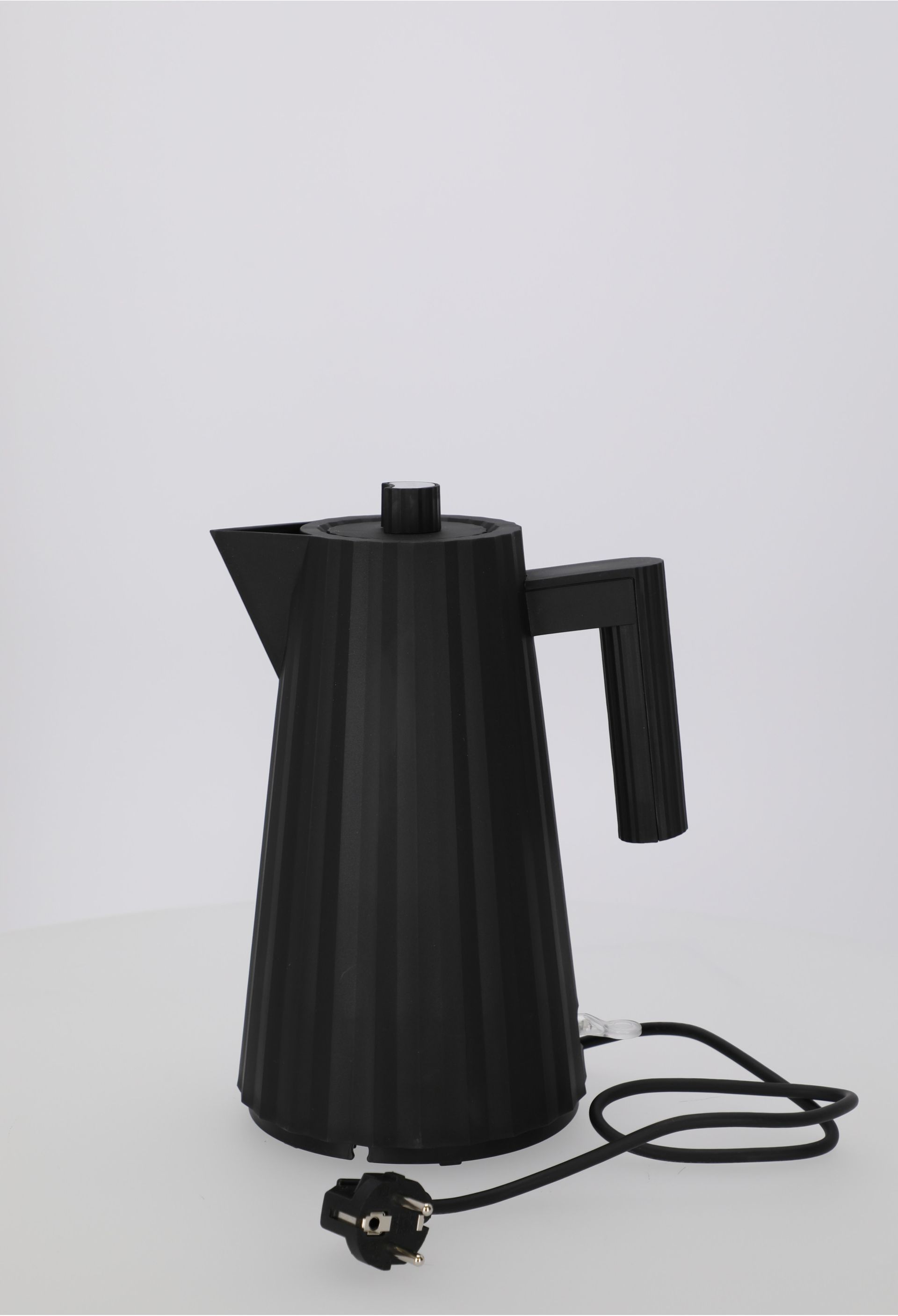 Plissé electric kettle 1,7 L, black | Franckly