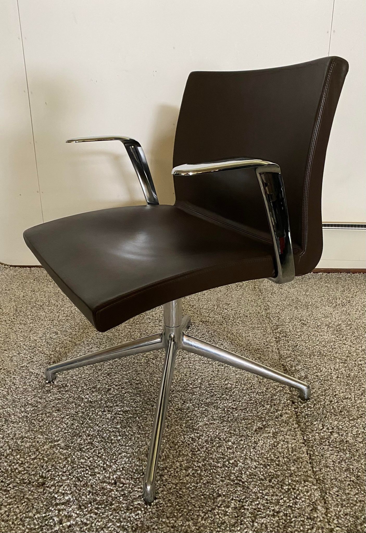 Tokyo chair, chrome - brown | Franckly