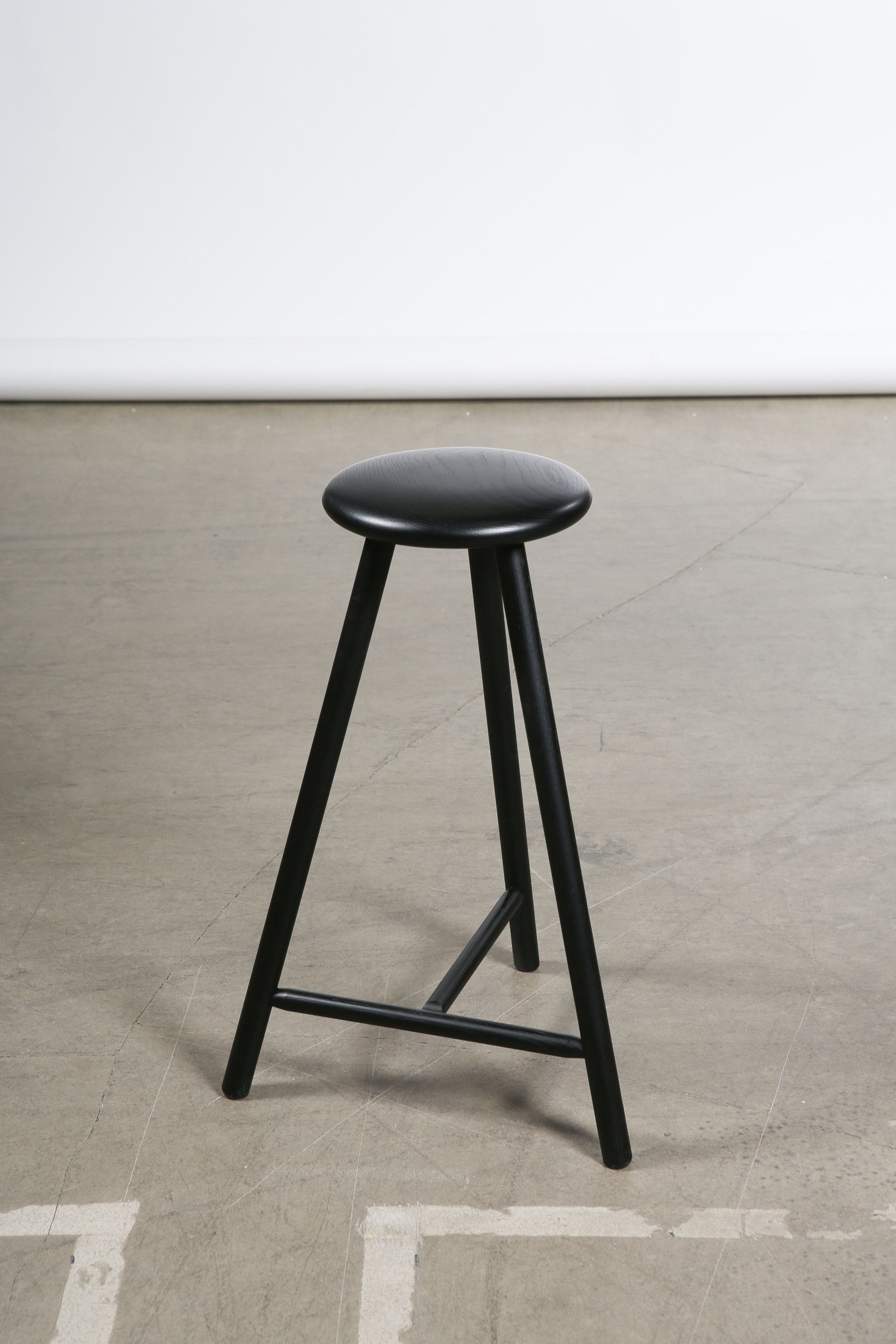 Perch bar stool 63 cm, black | Franckly