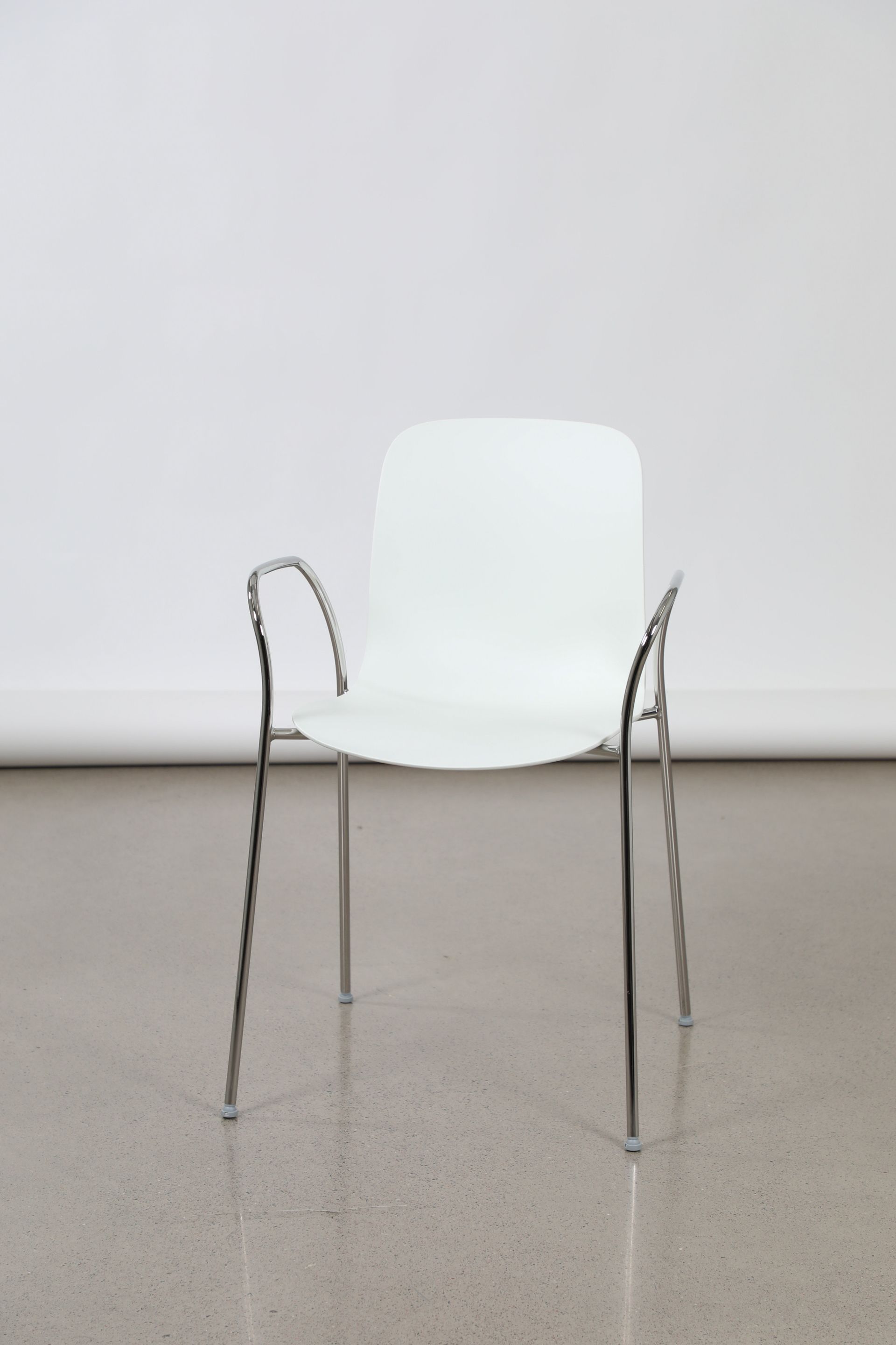 Substance chair with arms, chrome - white | Franckly