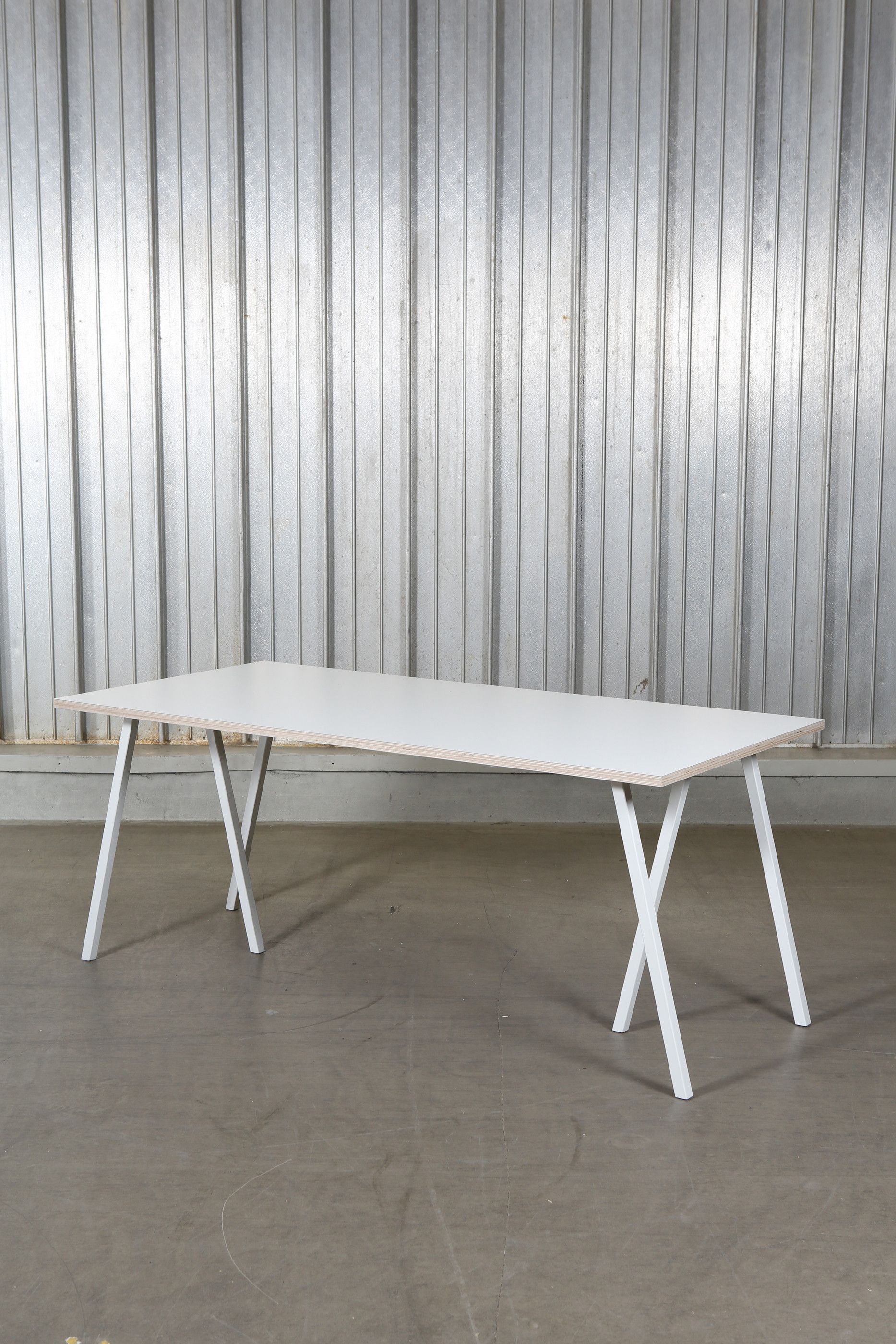 Loop Stand table 180 cm, white | Franckly