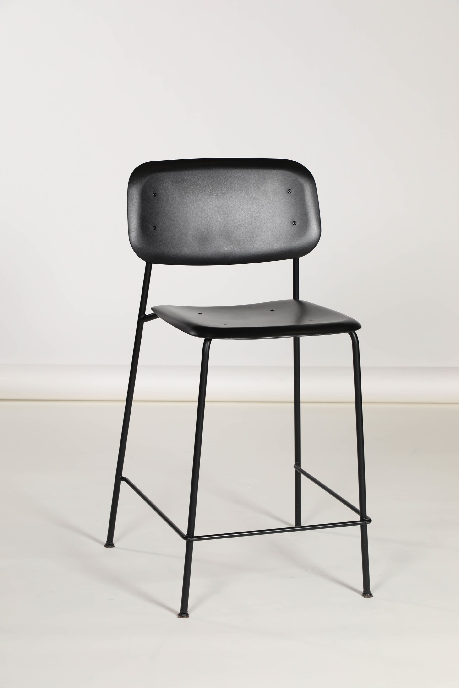 Soft Edge 95 bar chair, 65 cm, black | Franckly
