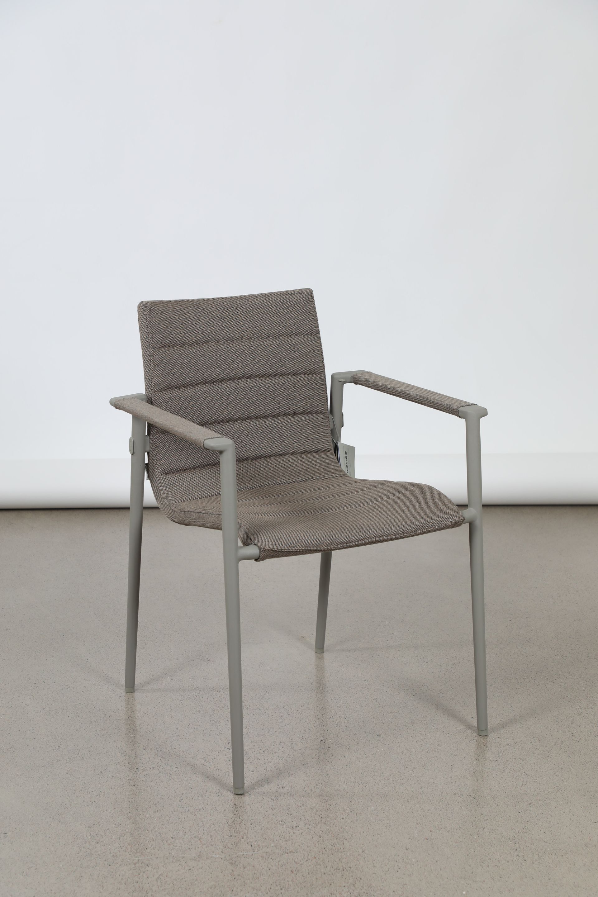 Core armchair, stackable, taupe | Franckly