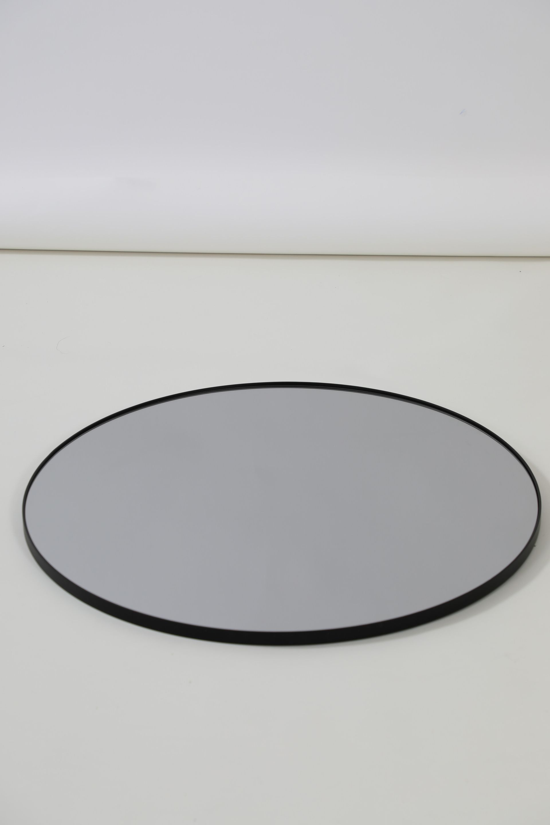 Circum mirror, 70 cm, black | Franckly