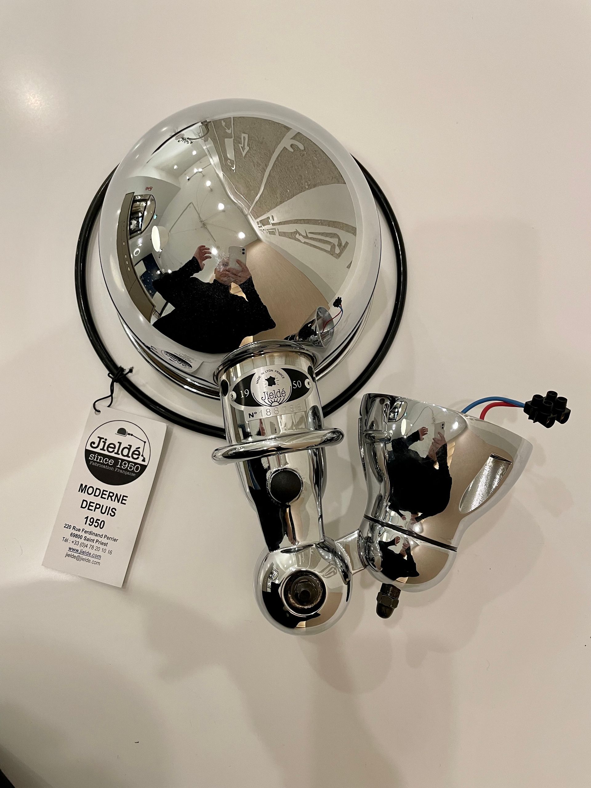 Jielde D1000X wall lamp, chrome | Franckly