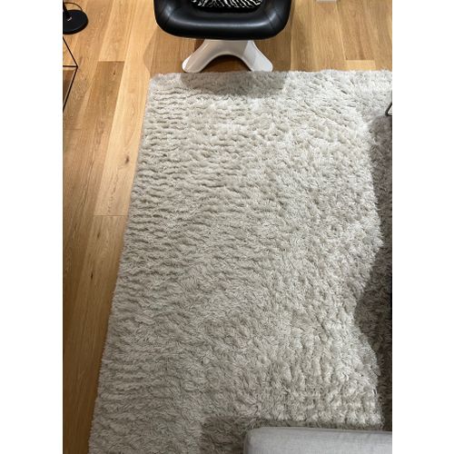 Fallingwater Shaggy rug, 180 x 270 cm, bone white | Franckly