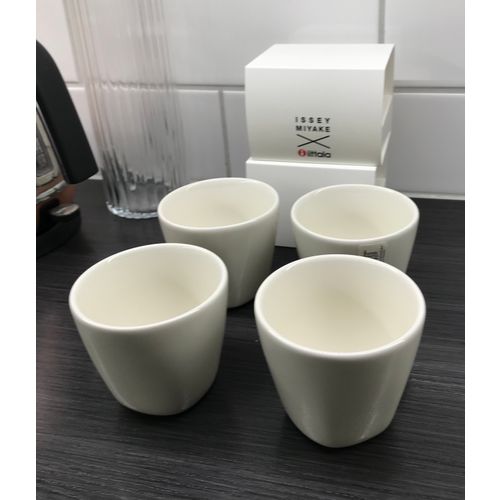 Iittala X Issey Miyake cup, 1,9 dl, white | Franckly