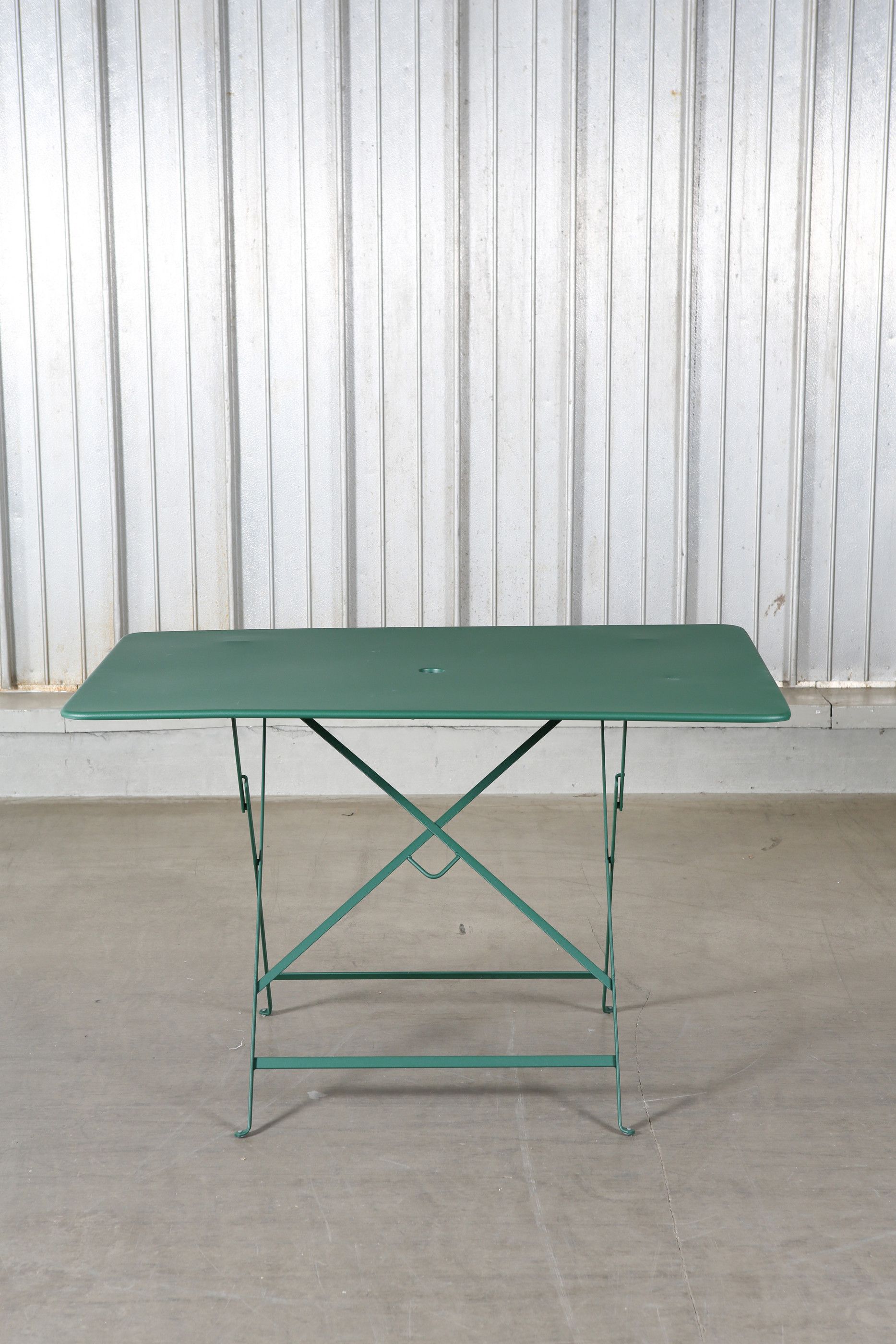 Bistro table, 117 x 77 cm, cedar green | Franckly