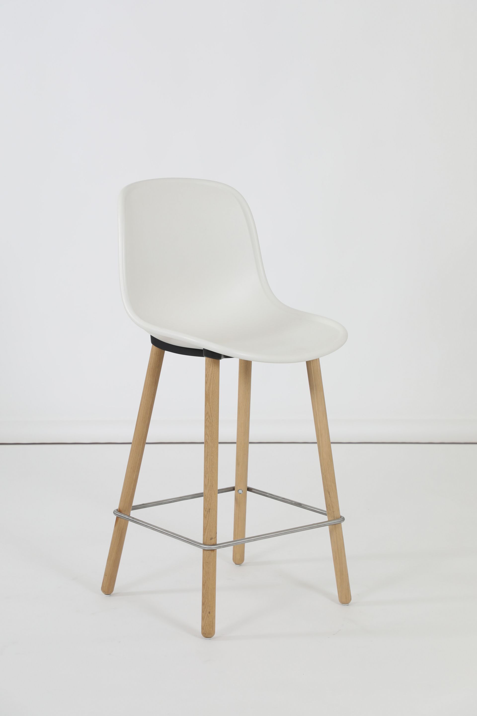 Neu 12 bar chair, cream white. - oak - steel, 65 cm | Franckly