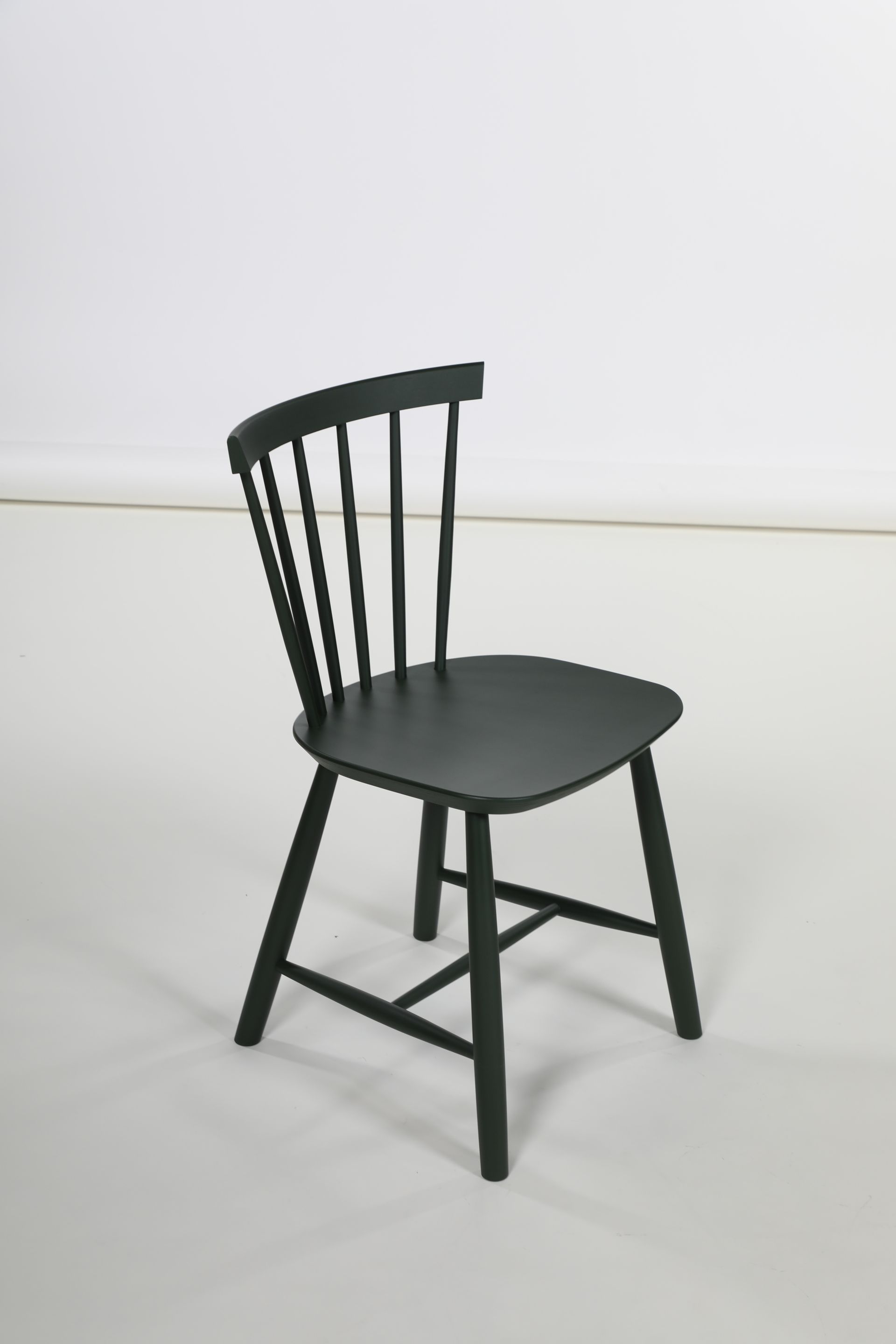 J46 chair, bottle green | Franckly