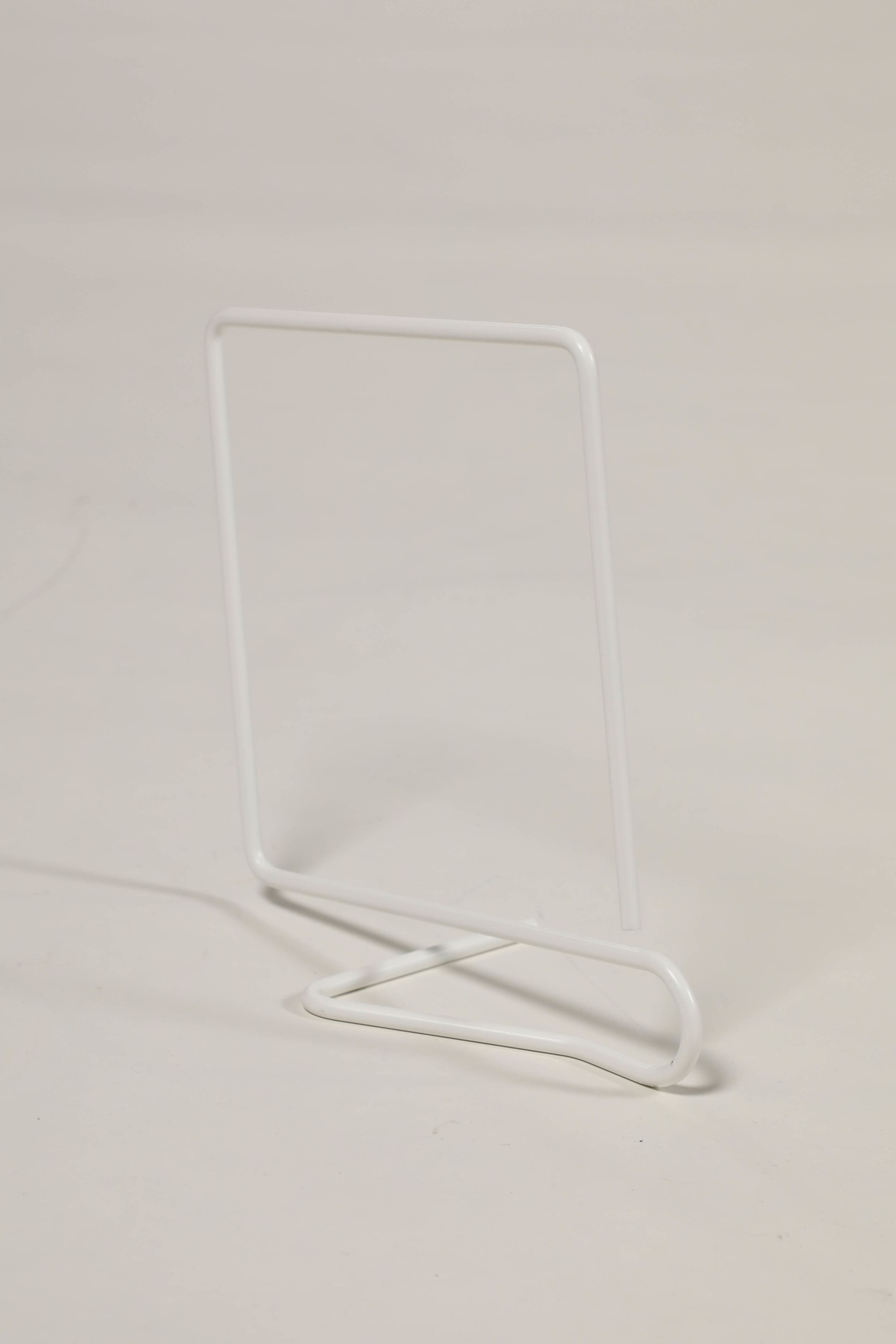 Wire bookend, square, white | Franckly