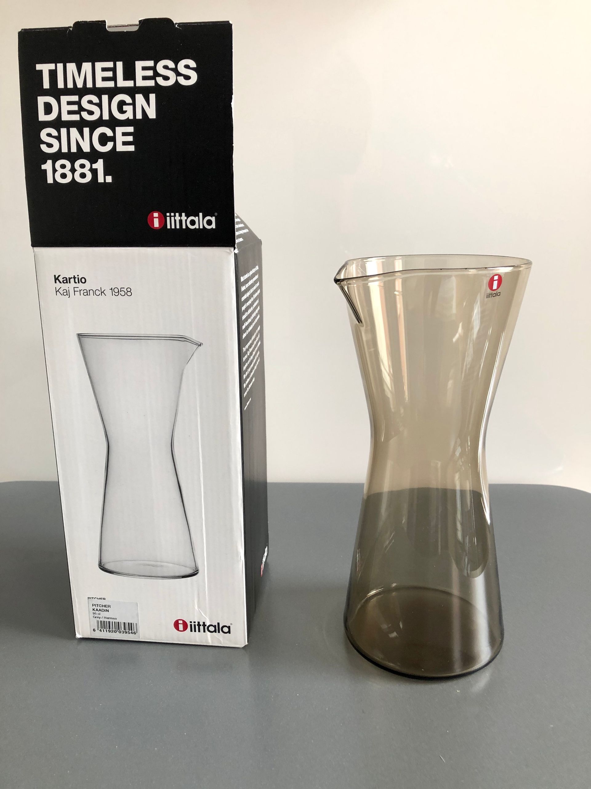 Iittala Kartio pitcher 95 cl, sand. Brand new. | Franckly