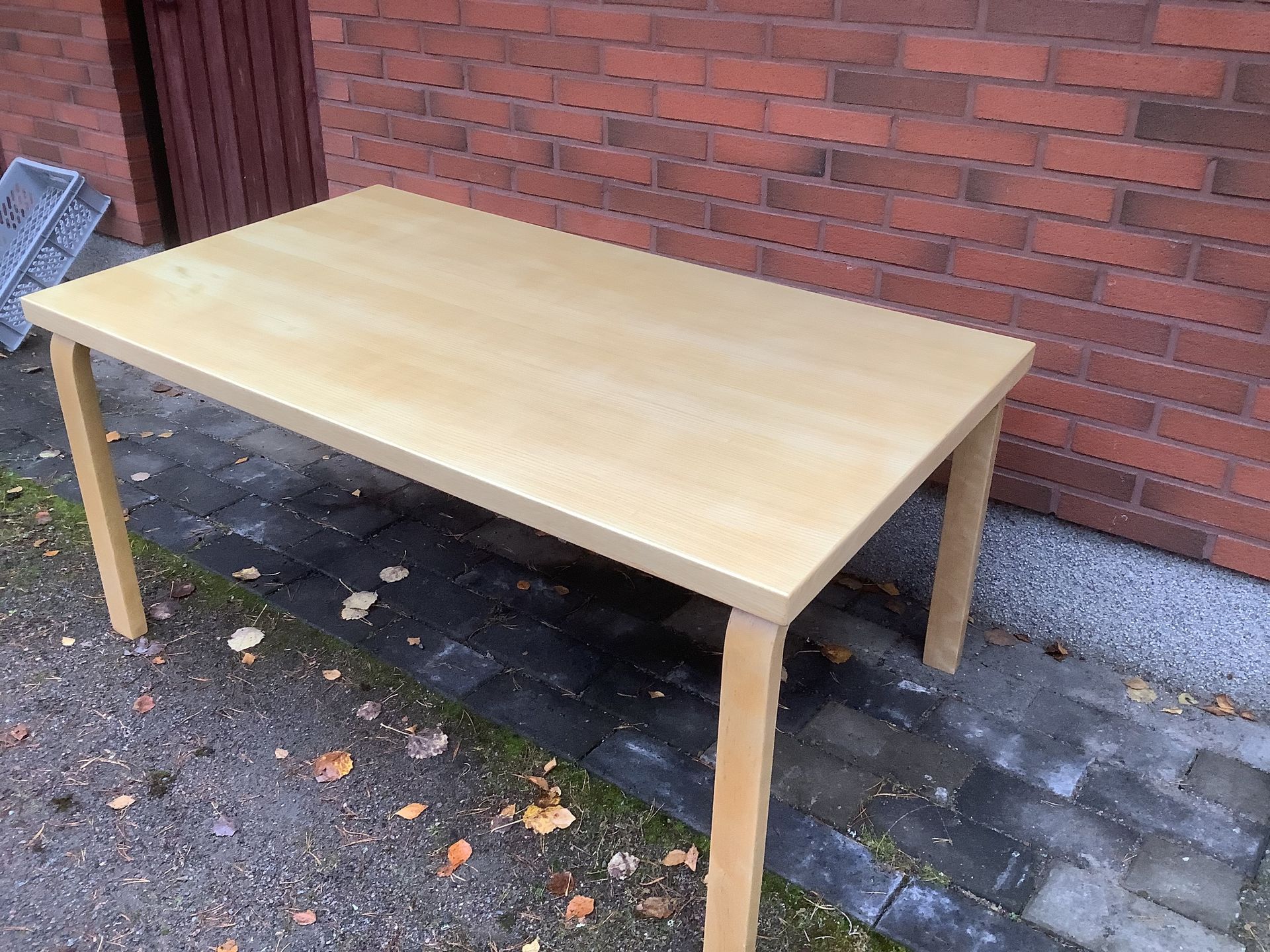 Aalto table 82A, birch | Franckly
