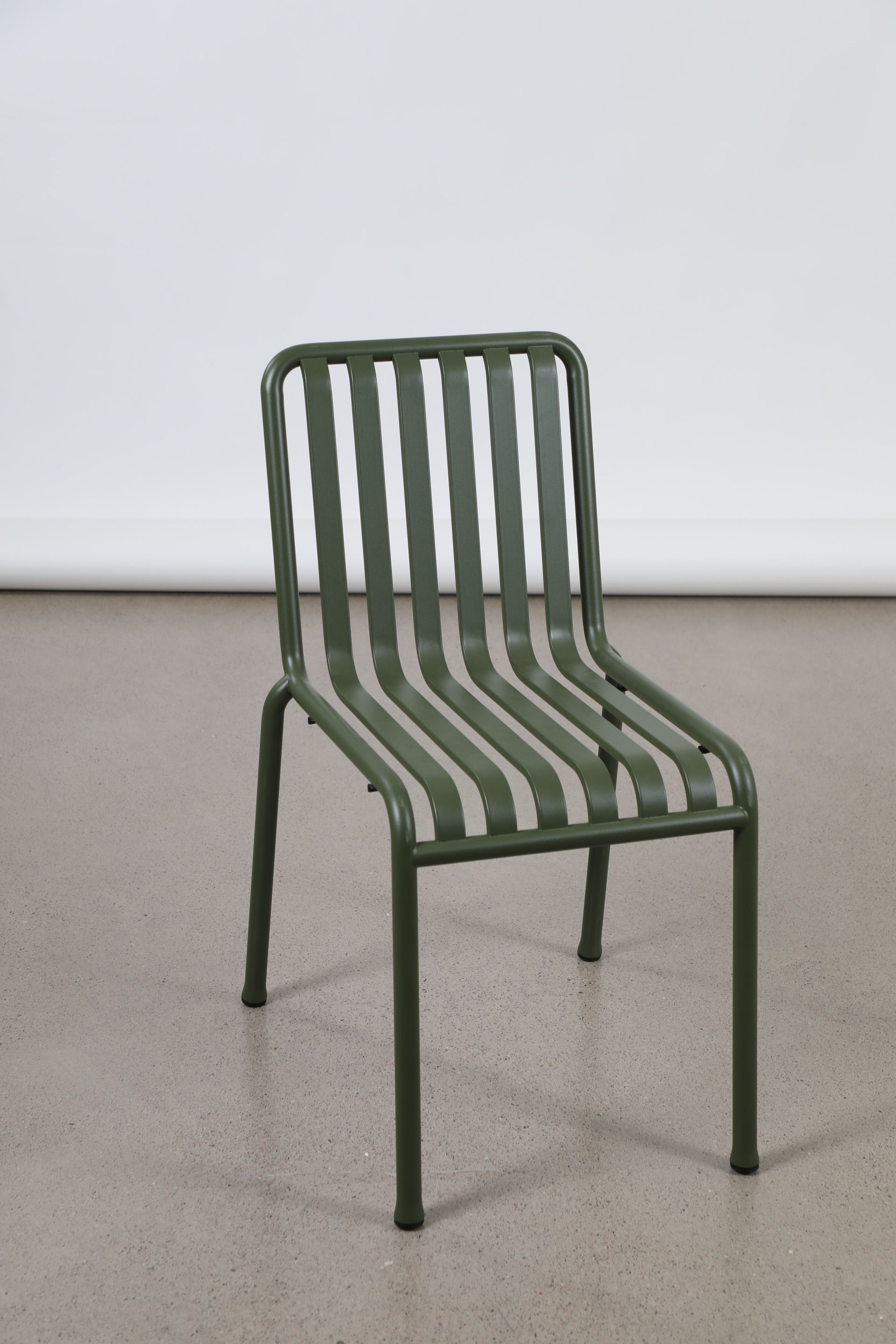Palissade chair, olive | Franckly