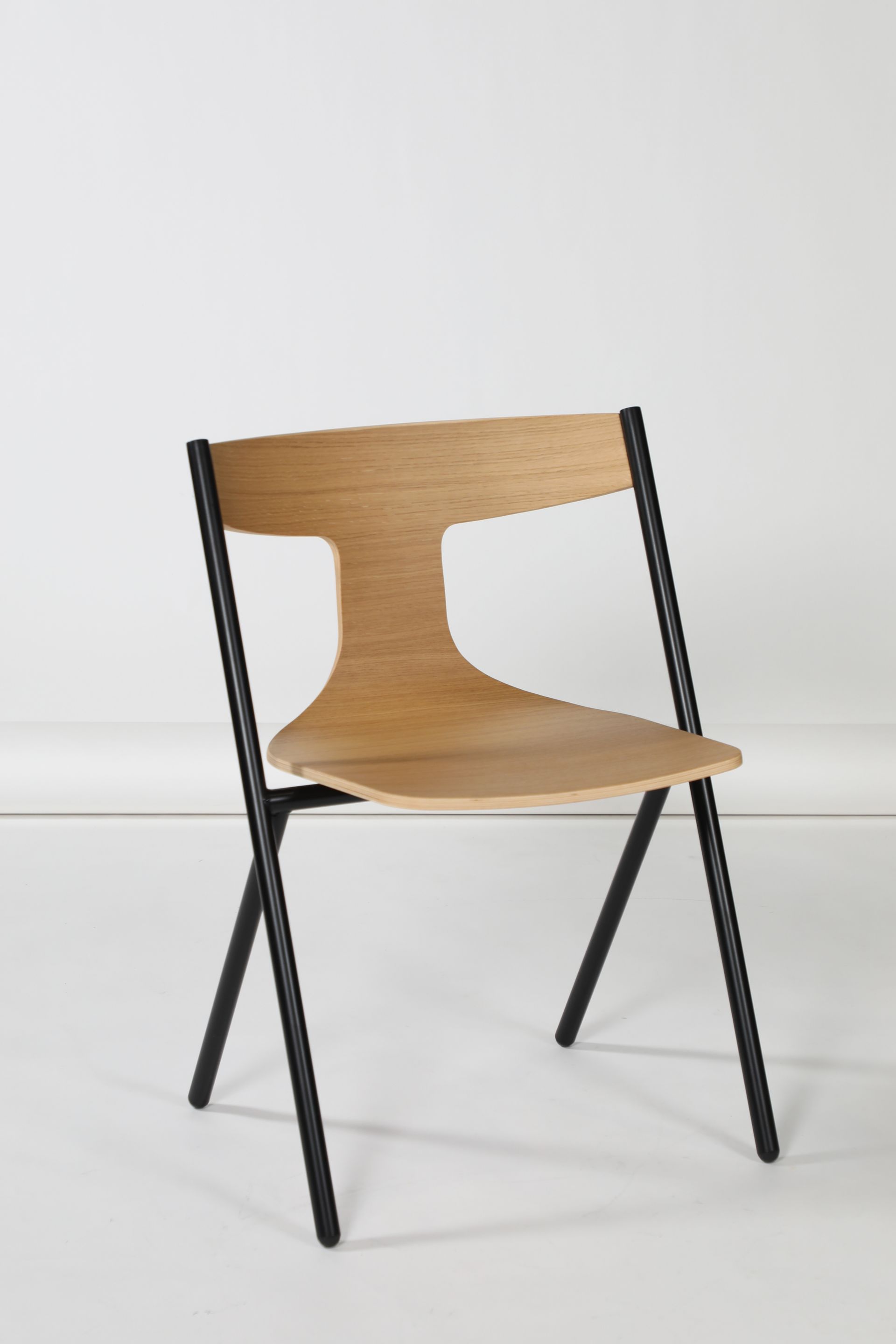 Quadra chair, black - matt oak | Franckly