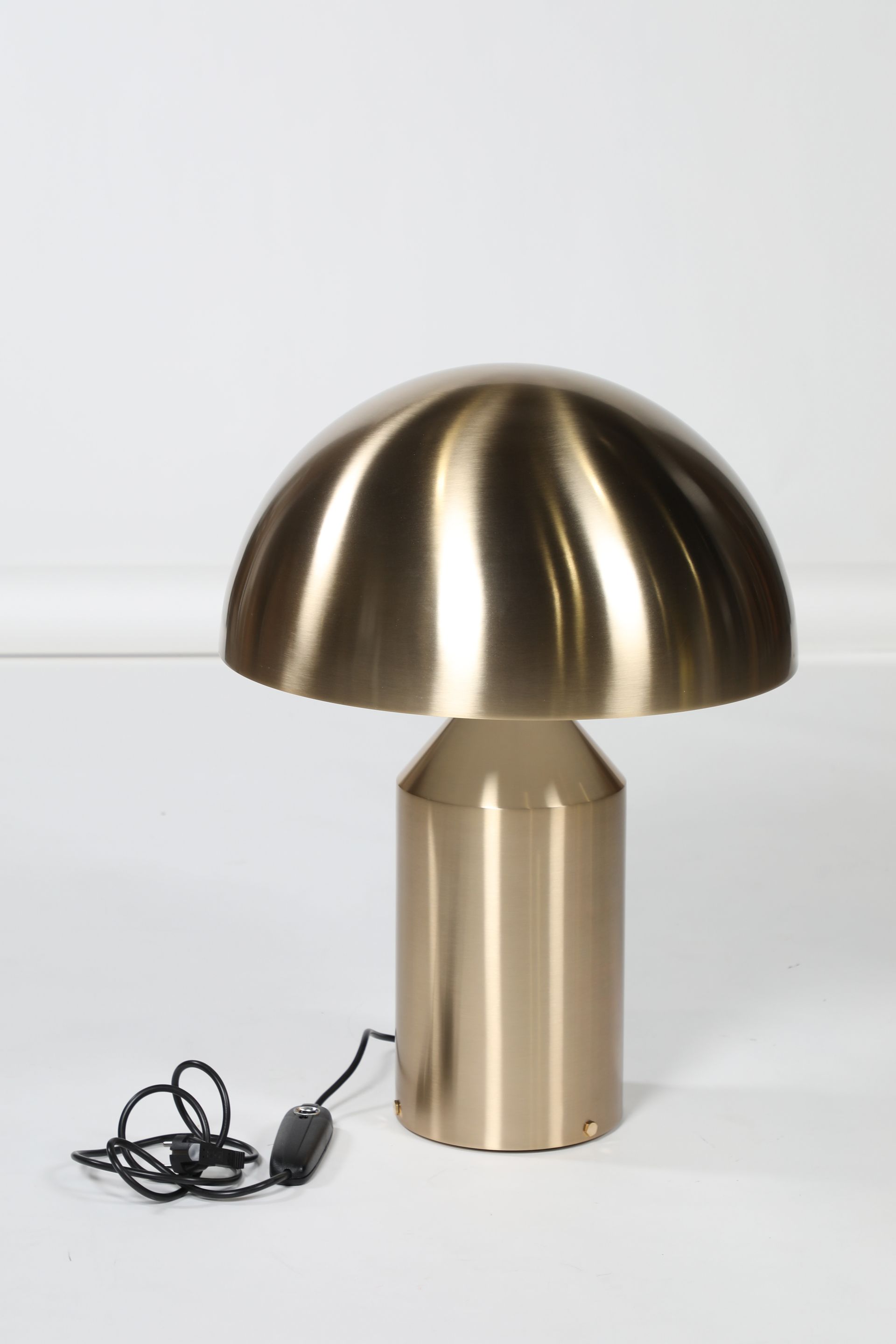 Atollo 233 table lamp, gold | Franckly