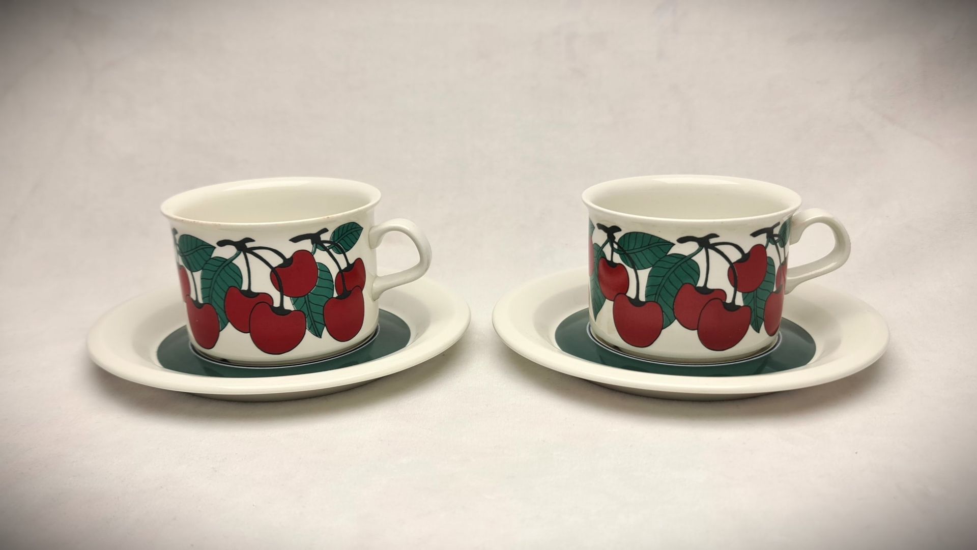 Kirsikka tea cup and saucer | Franckly
