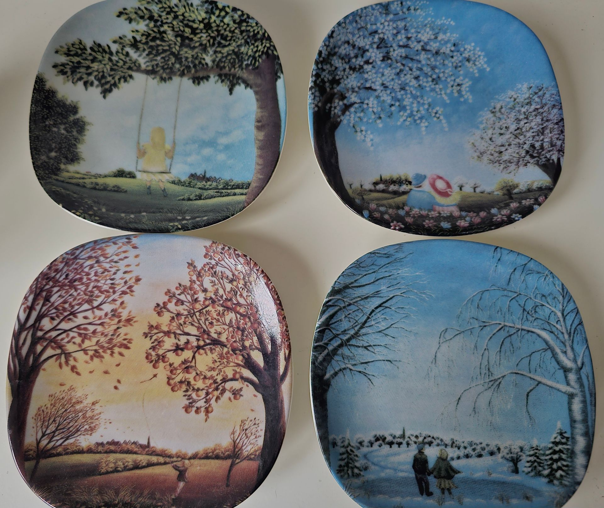 Four seasons, wall plate | Franckly