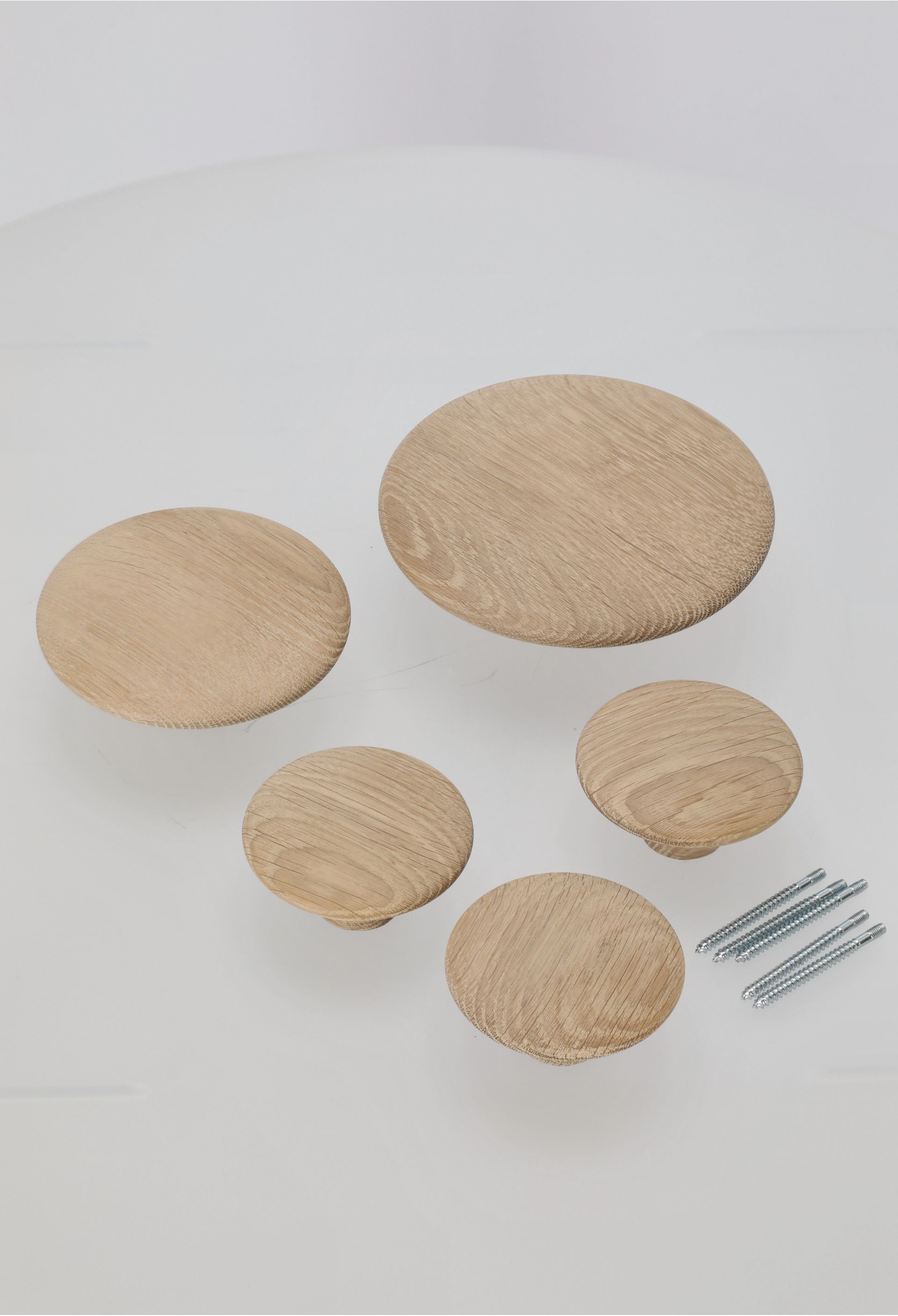 Dots Wood coat hooks, set of 5, oak | Franckly