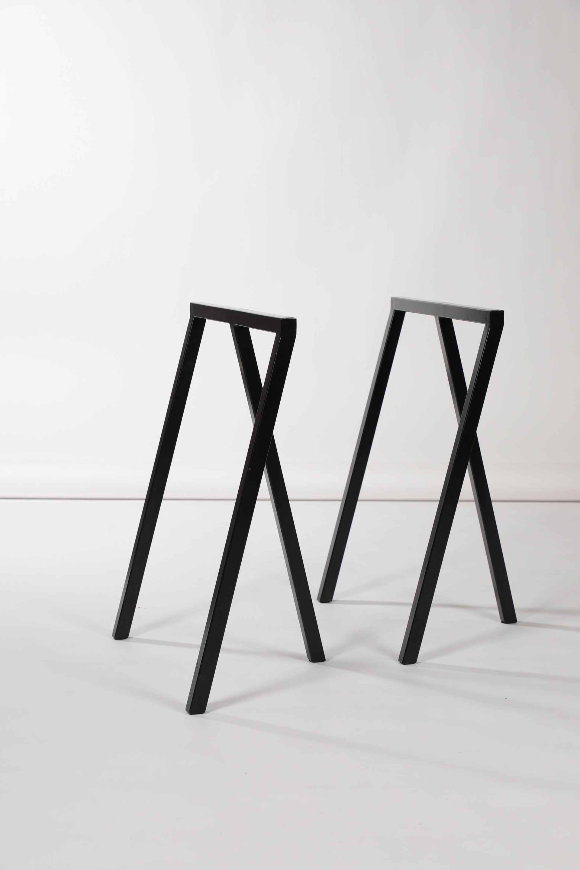 Loop Stand frame, 2 pcs, black | Franckly