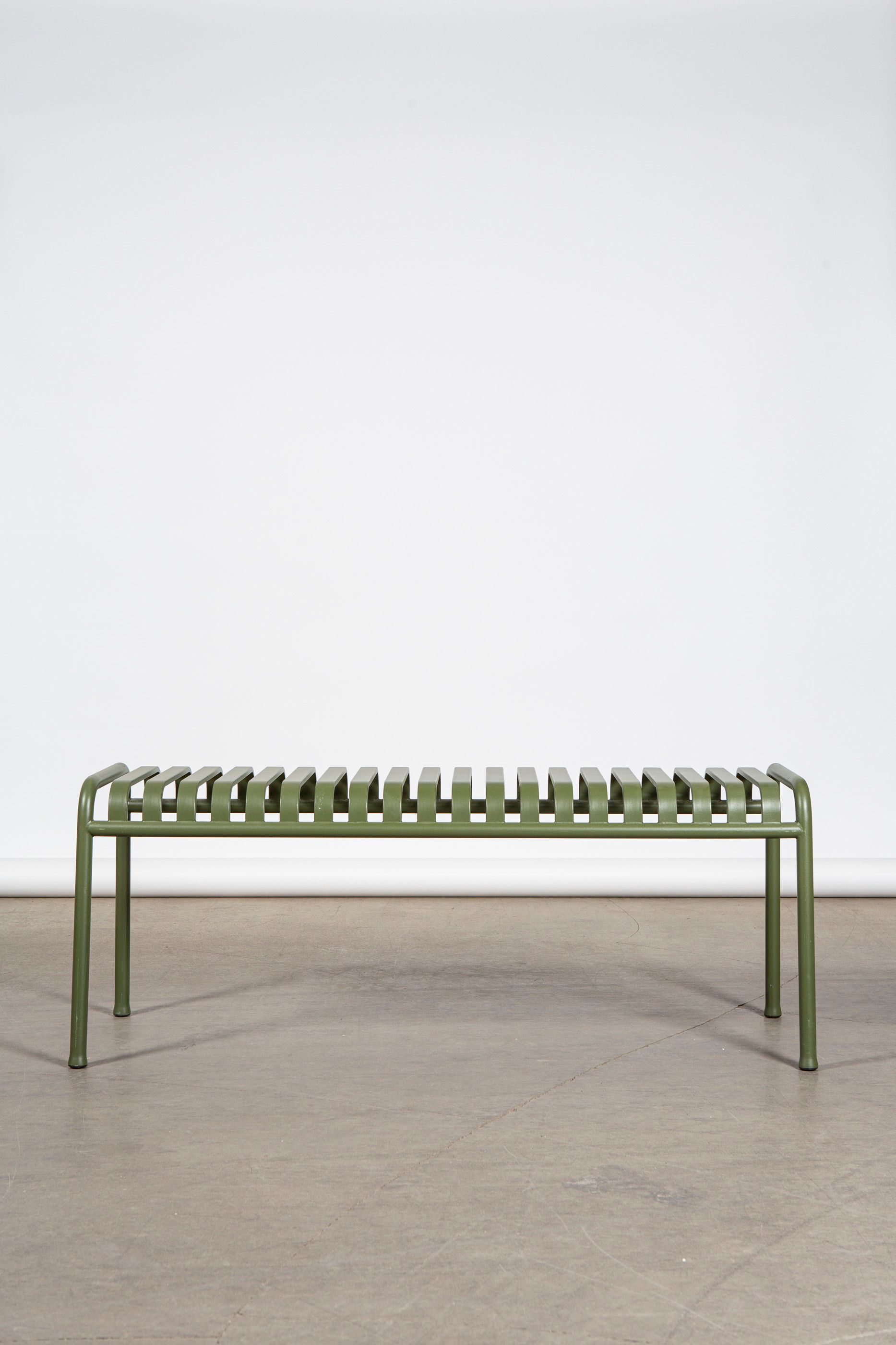 Palissade bench, olive | Franckly