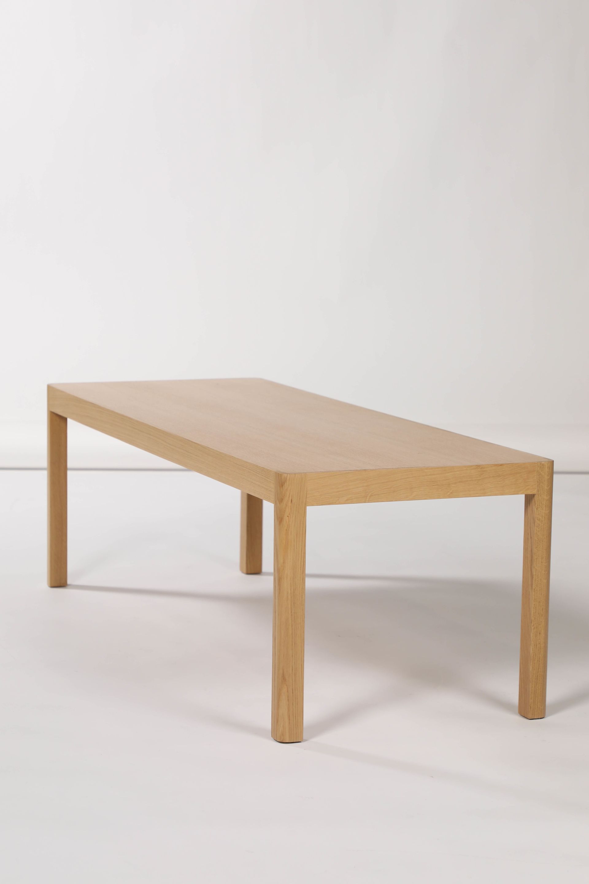 Workshop coffee table, 120 x 43 cm, oak | Franckly