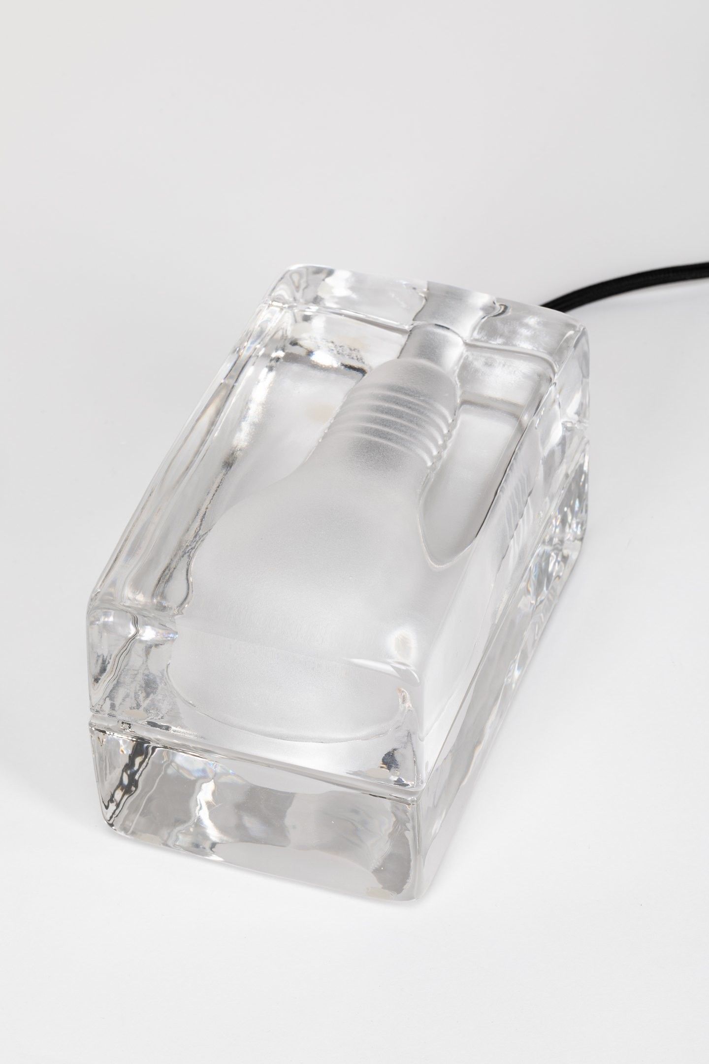 Block valaisin, musta johto | Franckly