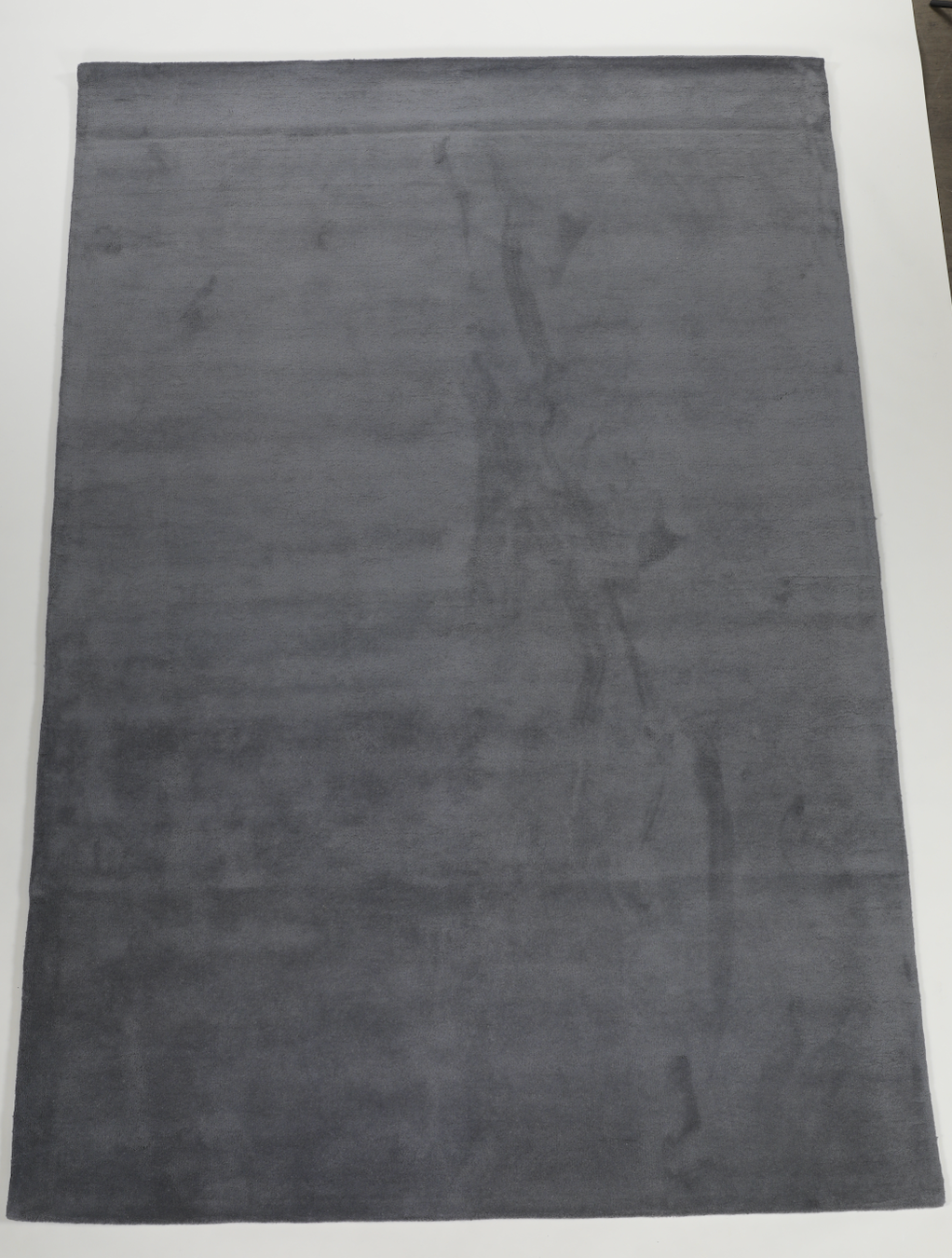 Raw No 2 rug, dark grey, 200 x 300 cm | Franckly