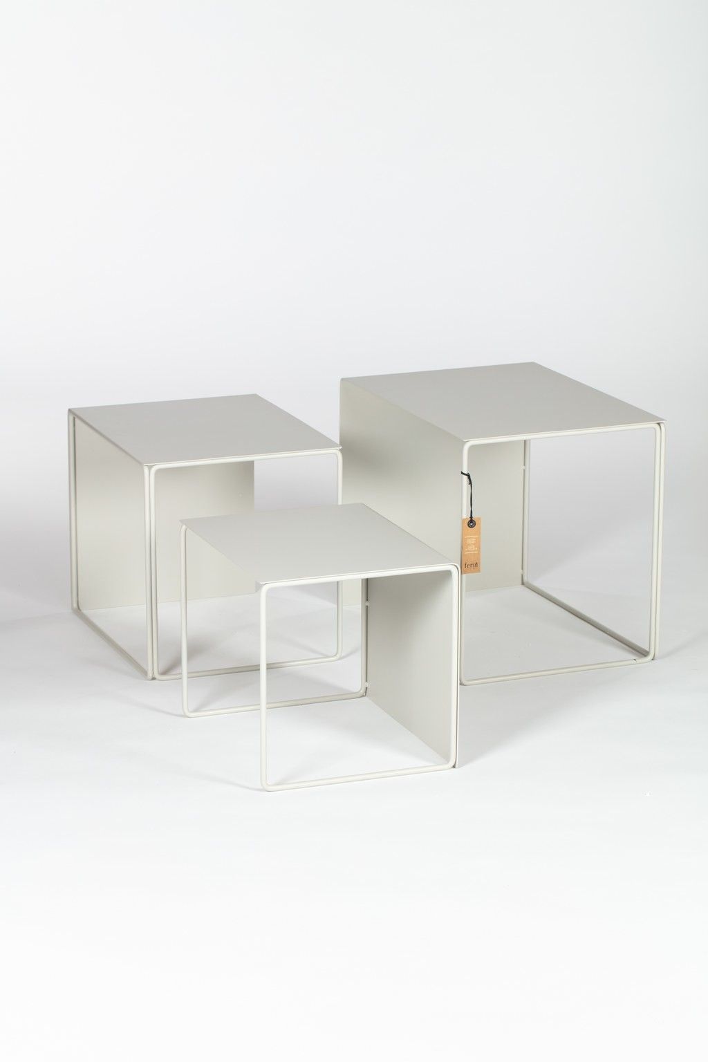 Cluster tables 3 pcs, light gray | Franckly