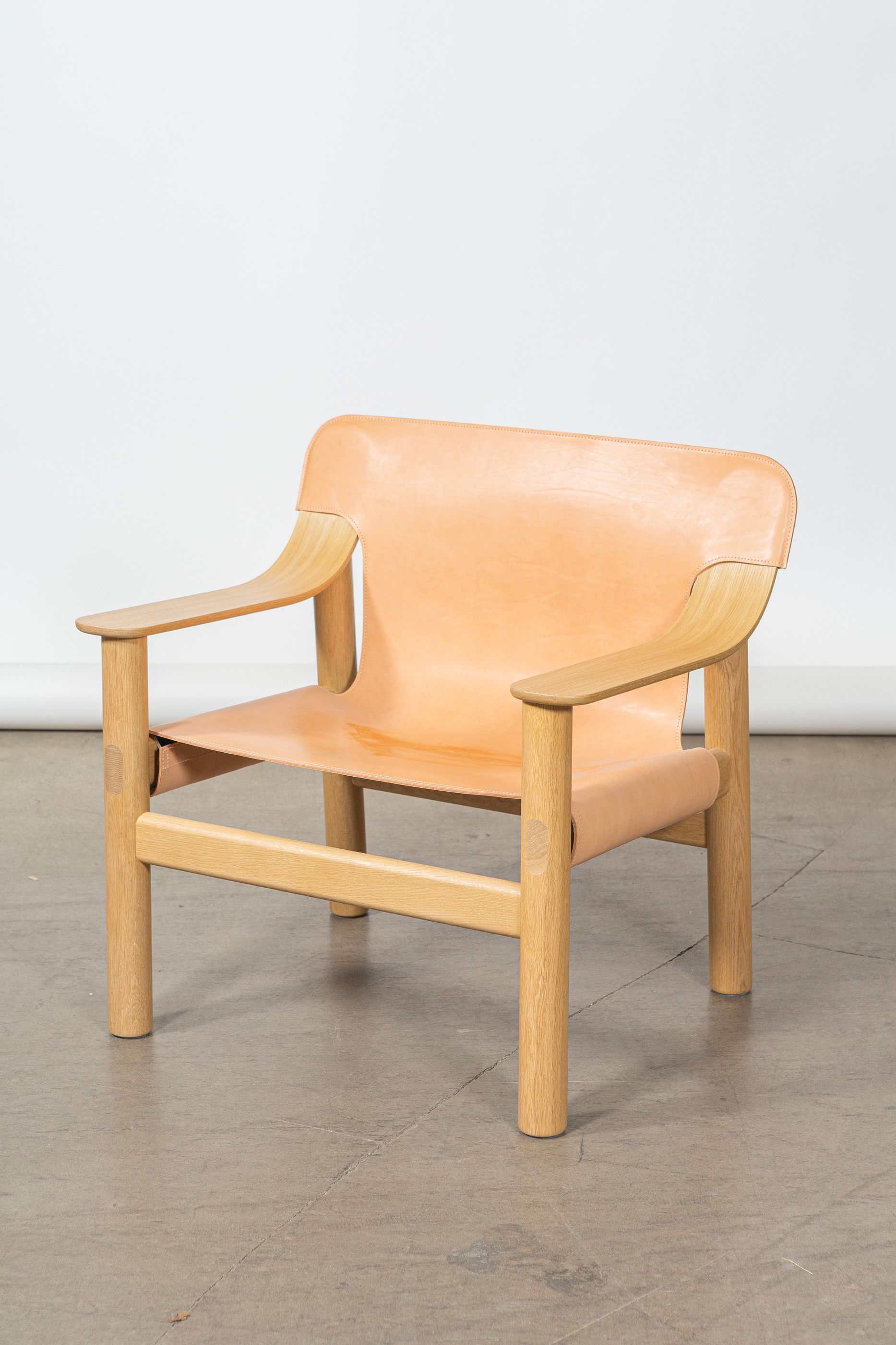 Bernard lounge chair, oak - natural leather | Franckly
