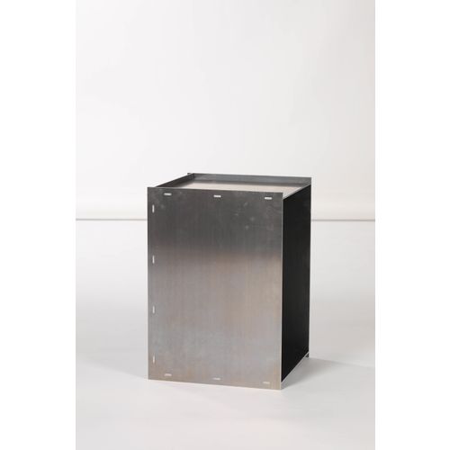 Rivet Box table, Aluminium | Franckly