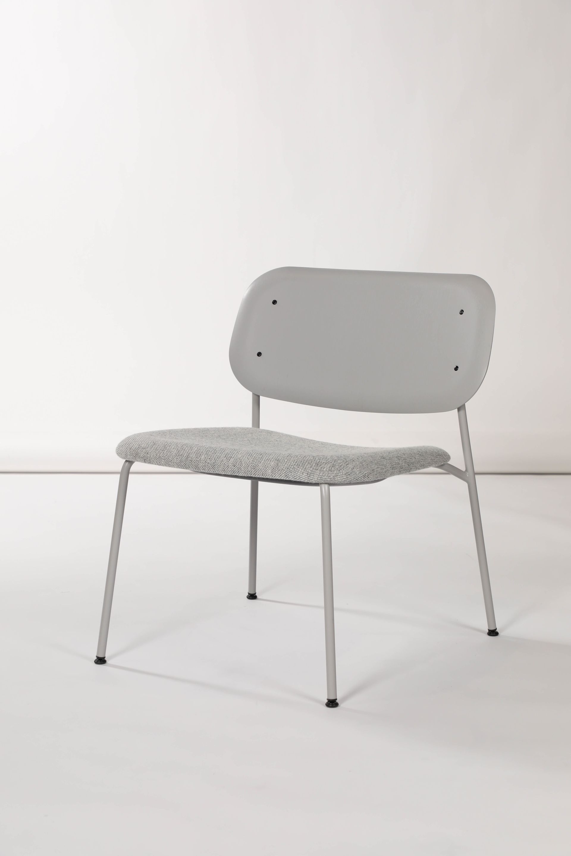 Soft Edge 100 Lounge chair, grey - grey upholstered seat | Franckly