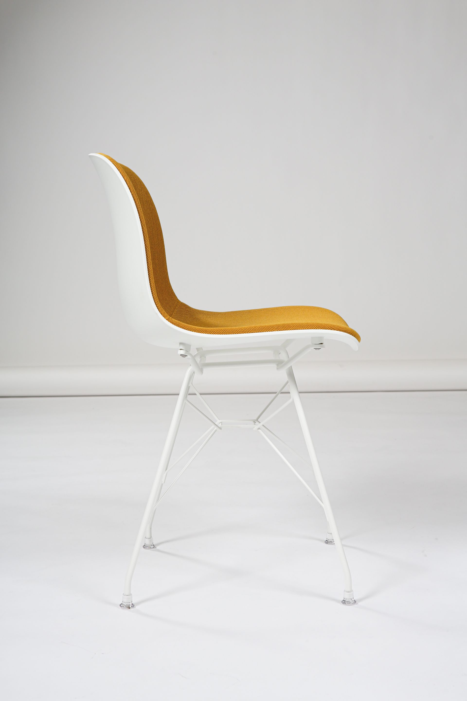 Troy chair, white - yellow | Franckly