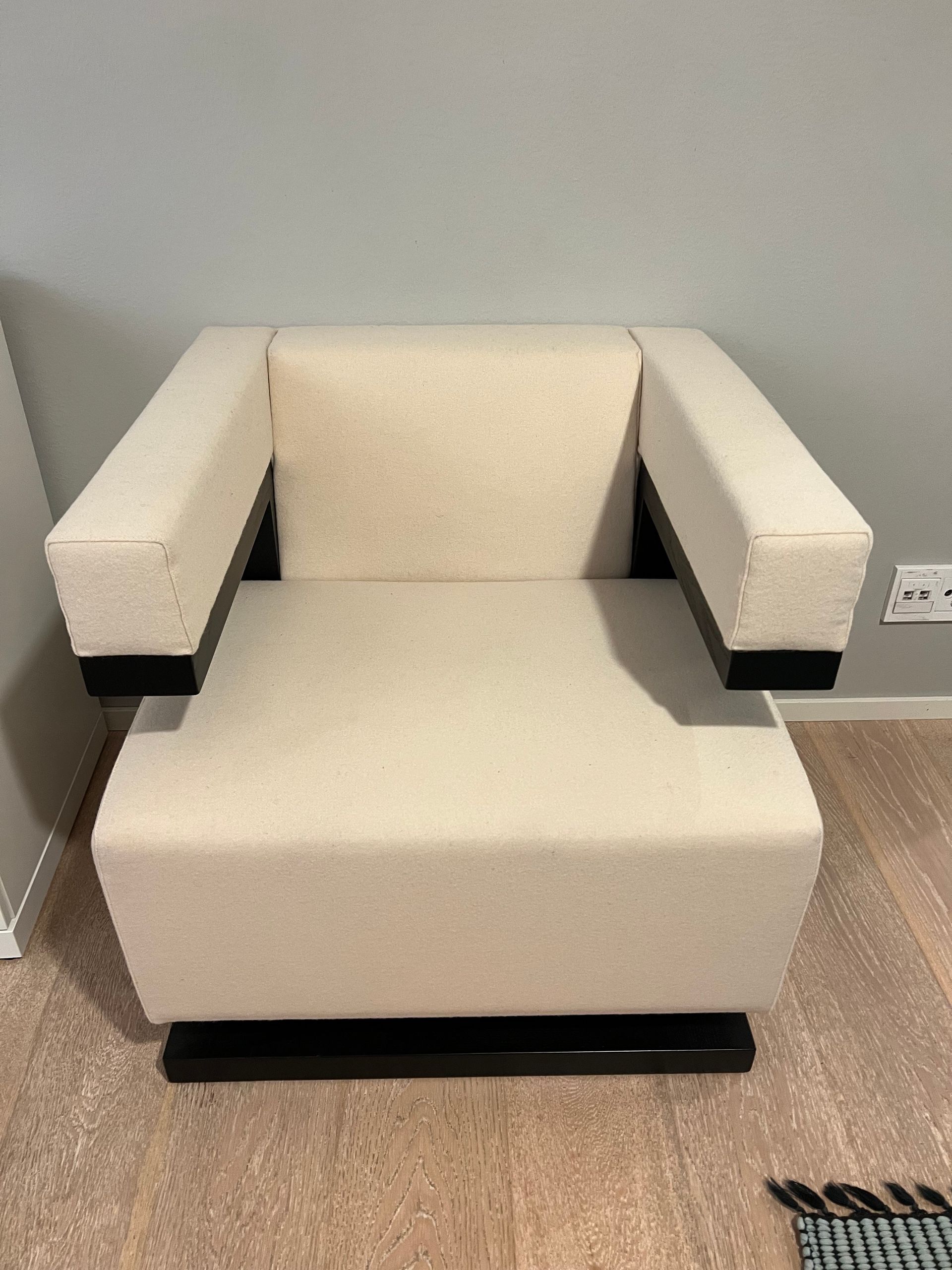 F51N armchair, black - white | Franckly